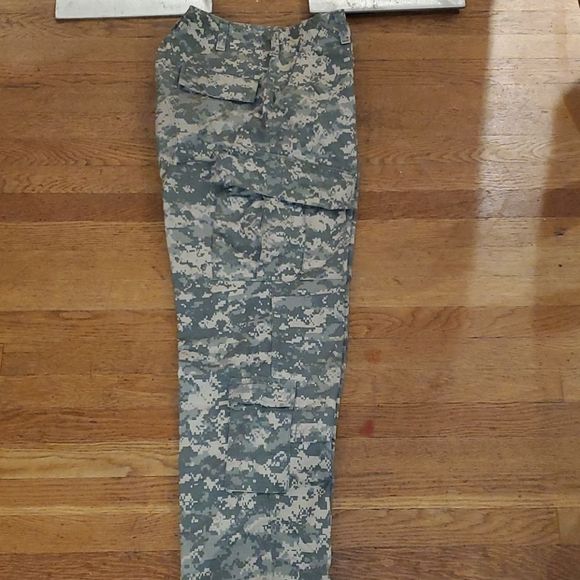 U.S. Army | Pants | Mens Army Combat Uniform Trousers | Poshmark